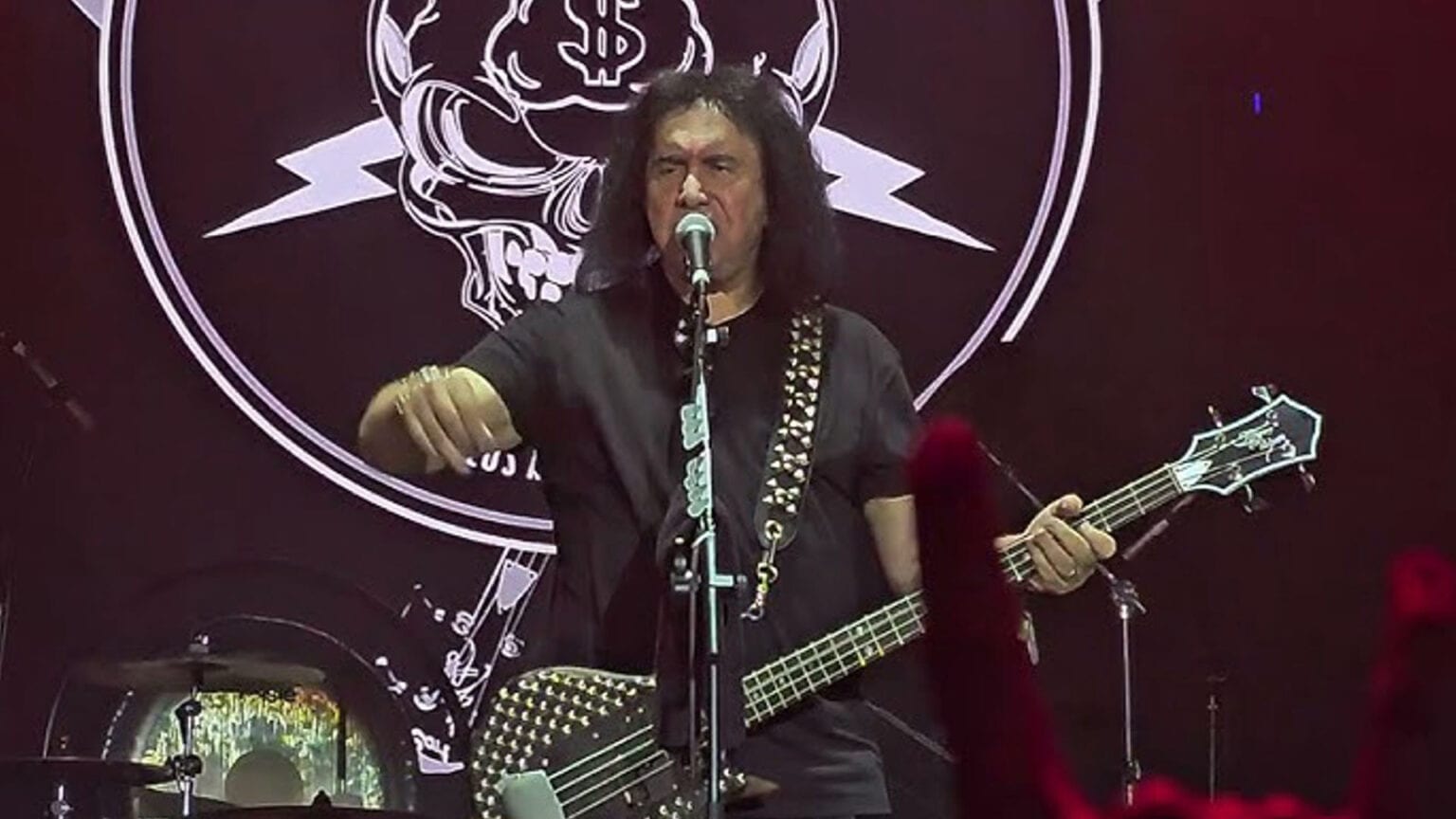 Gene Simmons Solo Tour Dates With Sebastian Bach, Lita Ford And Quiet ...