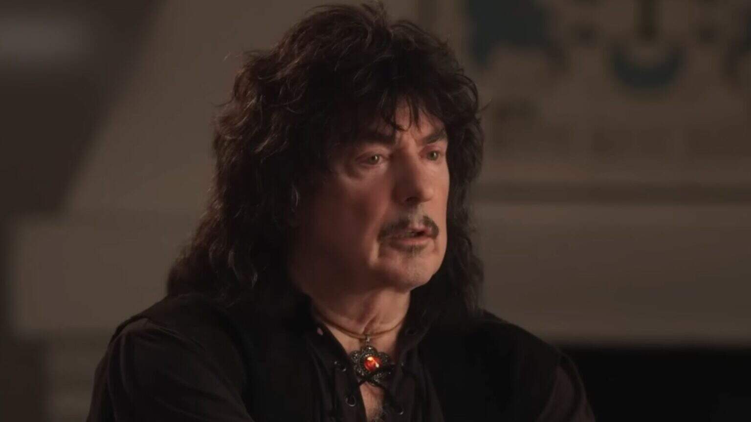 Ritchie Blackmore Announces Decision To 'Pull Back On Touring ...