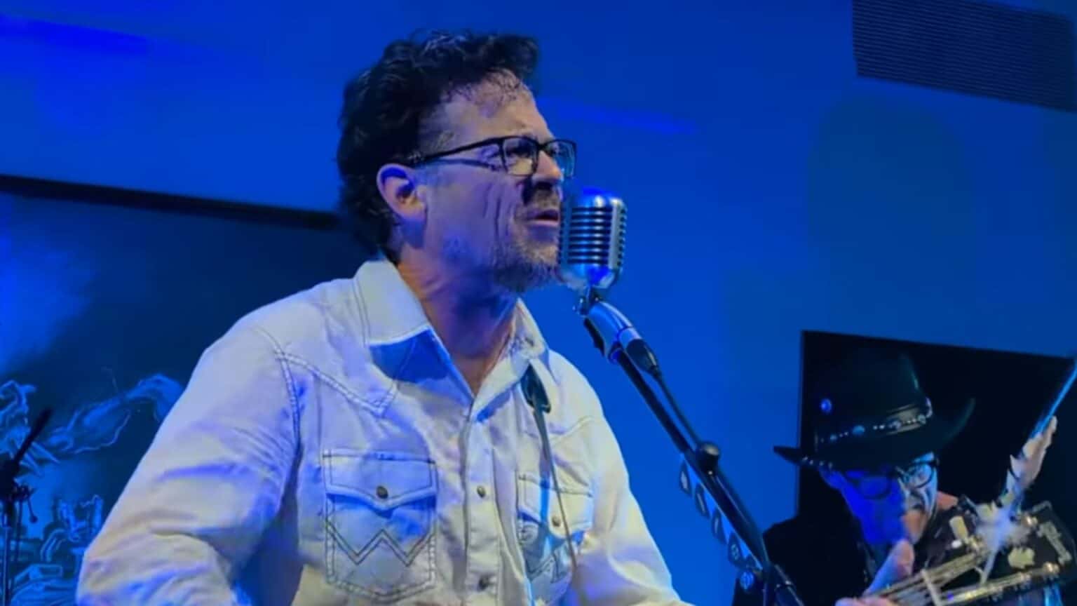 Former Metallica Bassist Jason Newsted Reveals Severe Addiction Was The ...