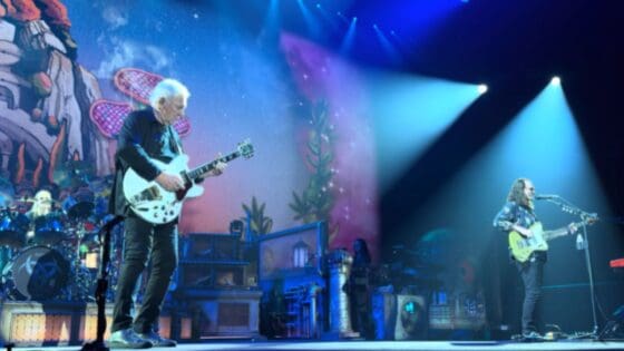 Rush Performs 'A Farewell To Kings' Live For The First Time Since 1979